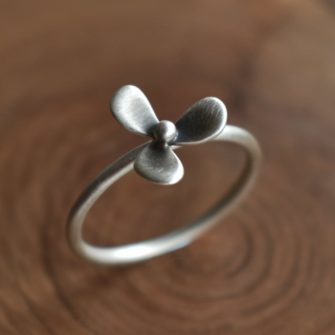 Flower Petal Ring in Recycled Sterling Silver Silver Blossom Ring ...