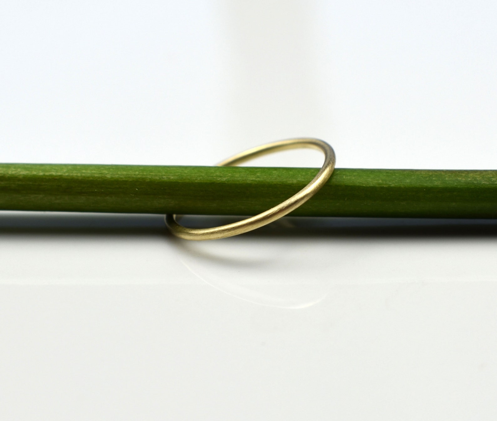 Slim Solid Gold Ring - Etsy UK