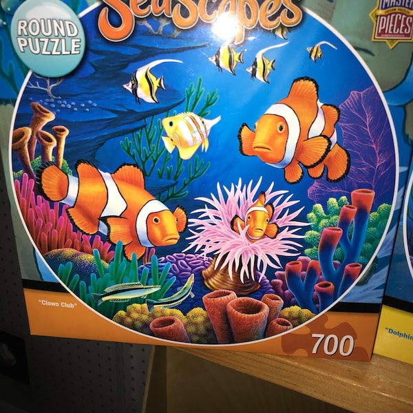 Round Jigsaw Puzzle - Etsy