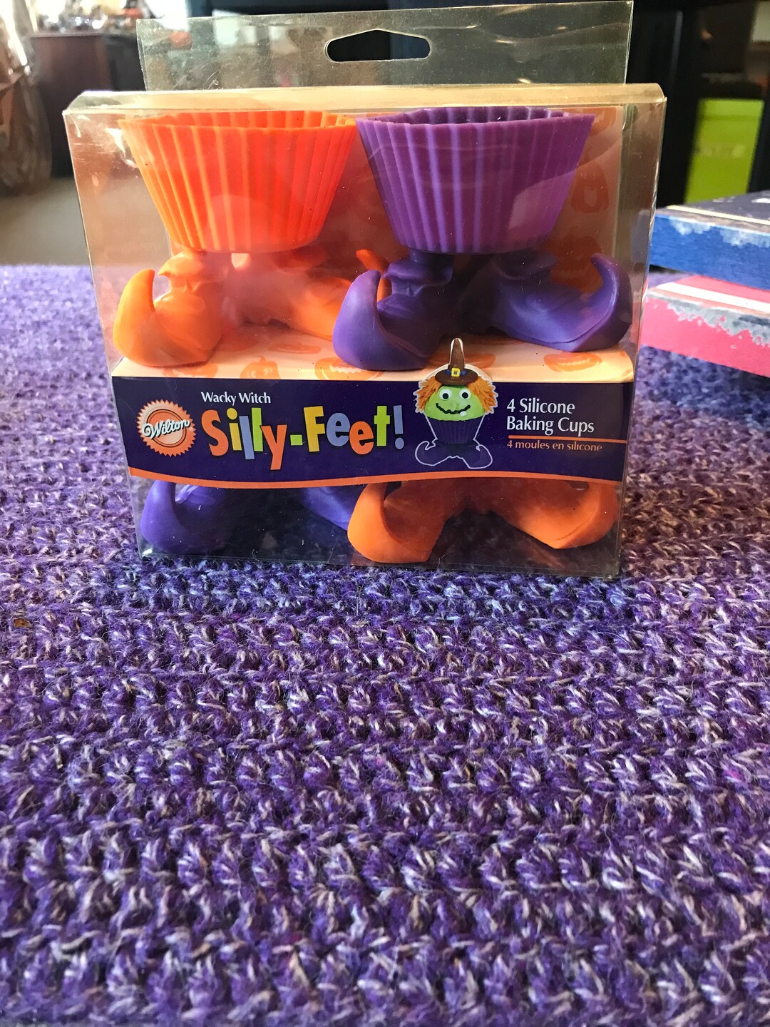 NIP Wilton Halloween Wacky Witch Silly Feet Baking & Party Cupcake ...