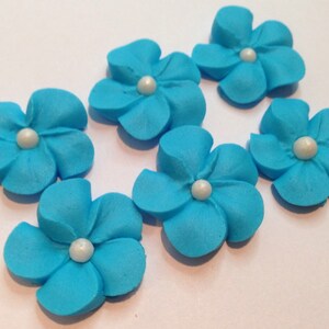 100 Malibu Blue Royal Icing Flowers Approx. Size 3/4” With Pearl Sugar ...