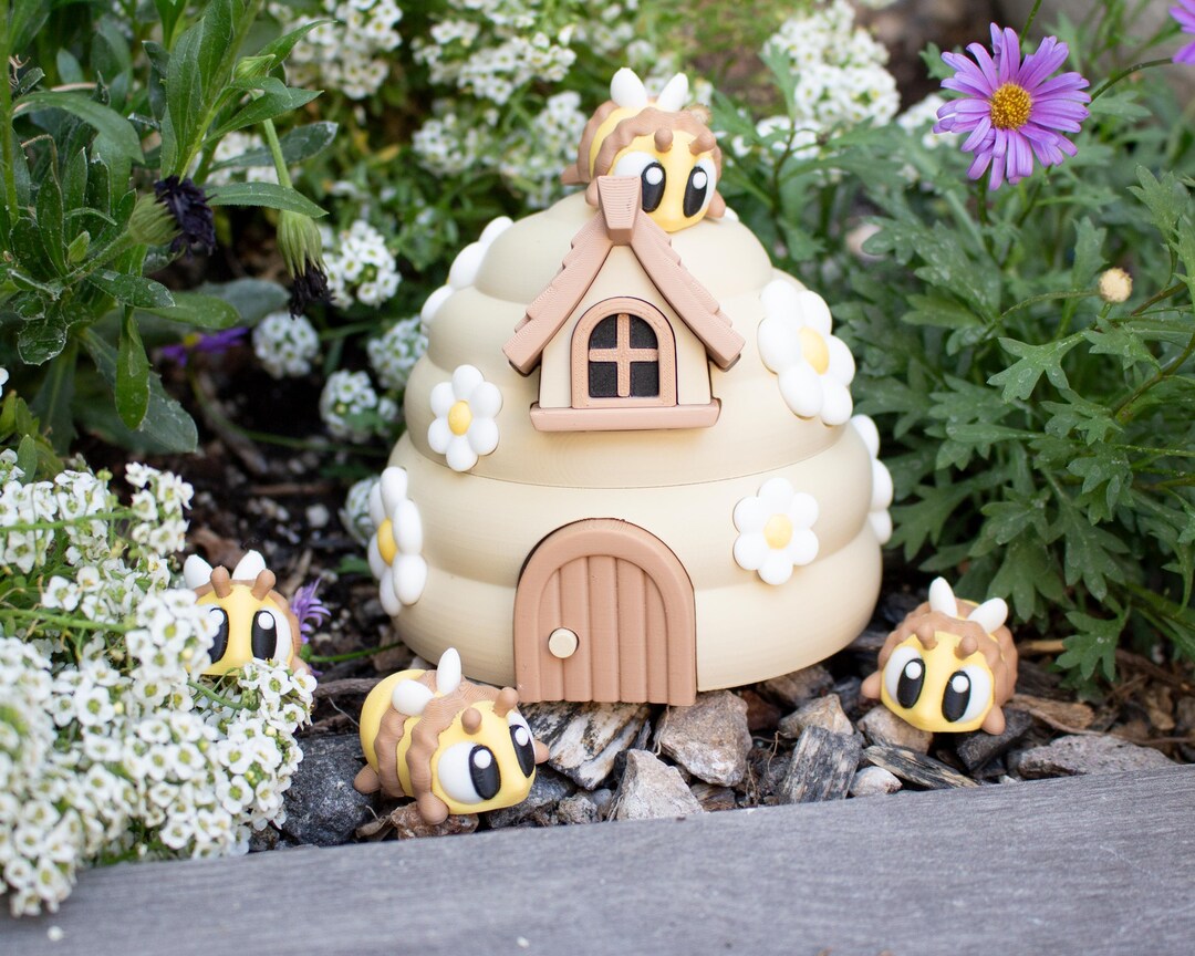 Cute Bumblebees! Flexi Articulated Bumble Bees & Hive Toy, Cute Sensory ...