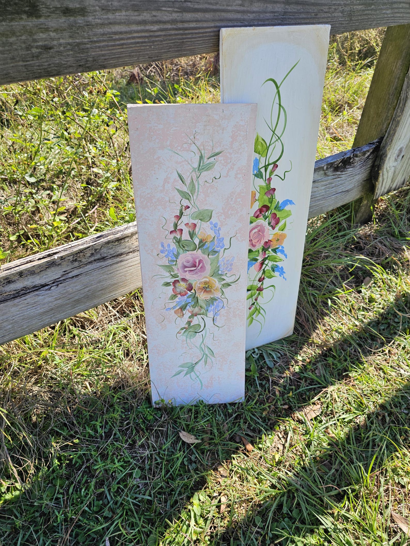 Hand Painted Roses Wood Sign: Rustic Farmhouse Floral Wall Art - Etsy
