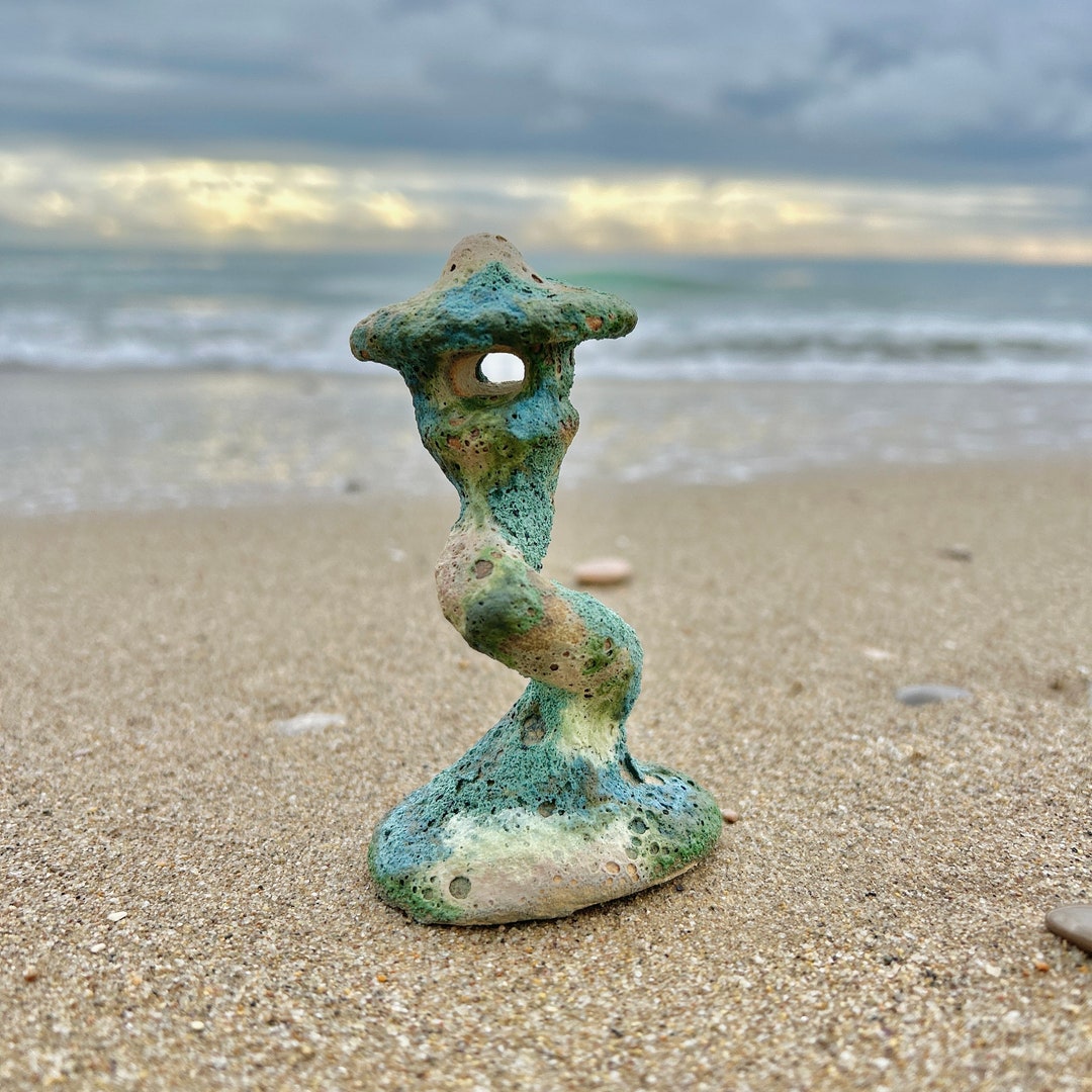 TWISTED LAVA LANTERN - Japanese Garden Art - Ceramic Decor - Zen ...