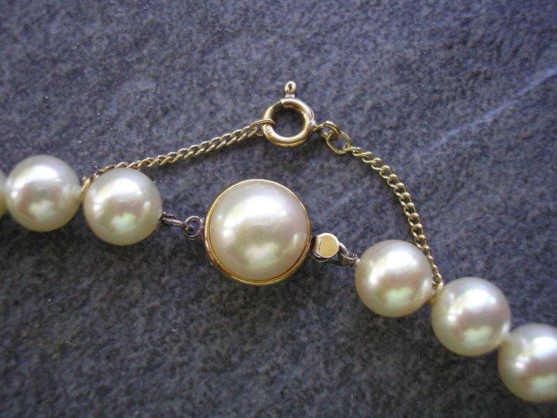 Vintage Single Strand MAJORICA STYLE Pearl Necklace, Hand-knotted ...