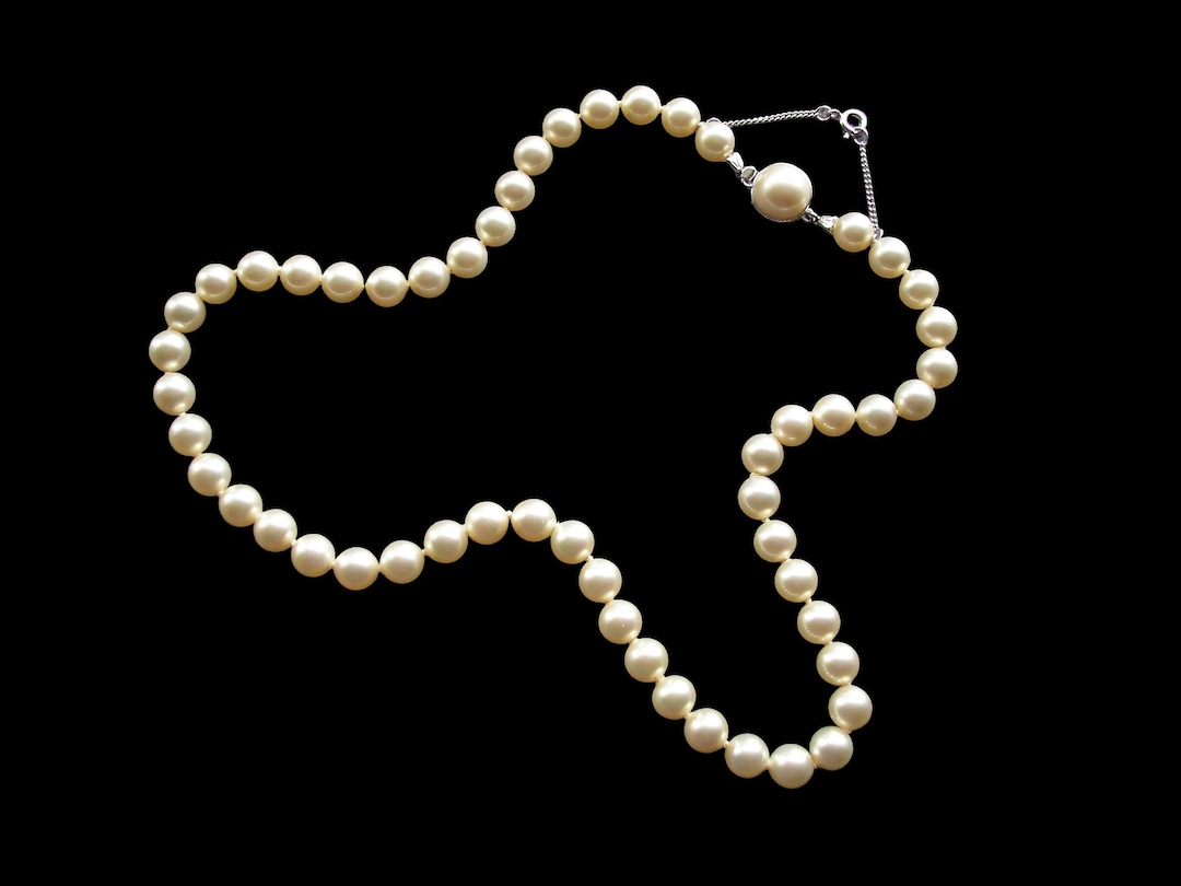 Vintage Single Strand MAJORICA STYLE Pearl Necklace, Hand-knotted ...