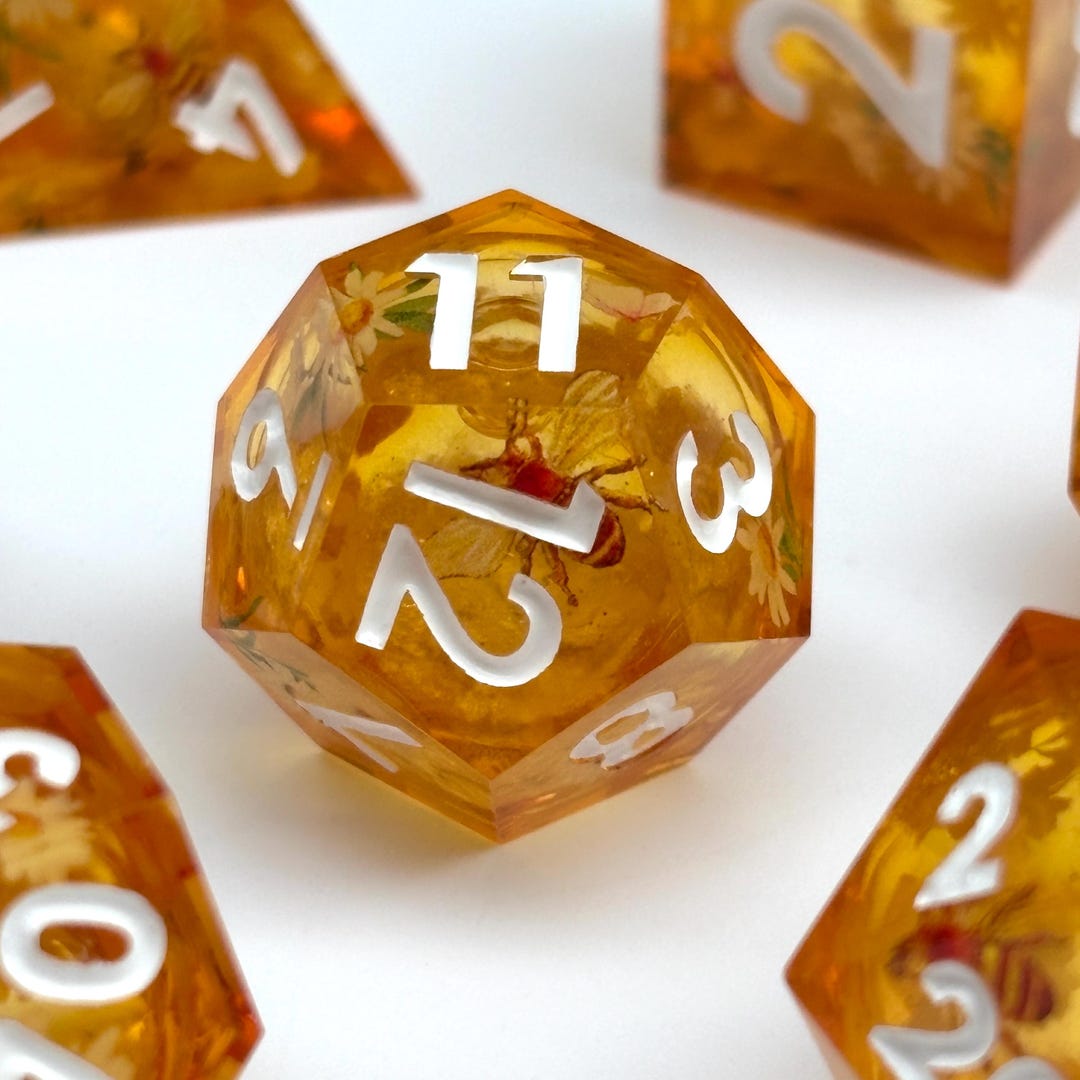 Bee and Daisy Dice Liquid Core Dnd Dice Set, Sharp Edge D&D Dice Full ...