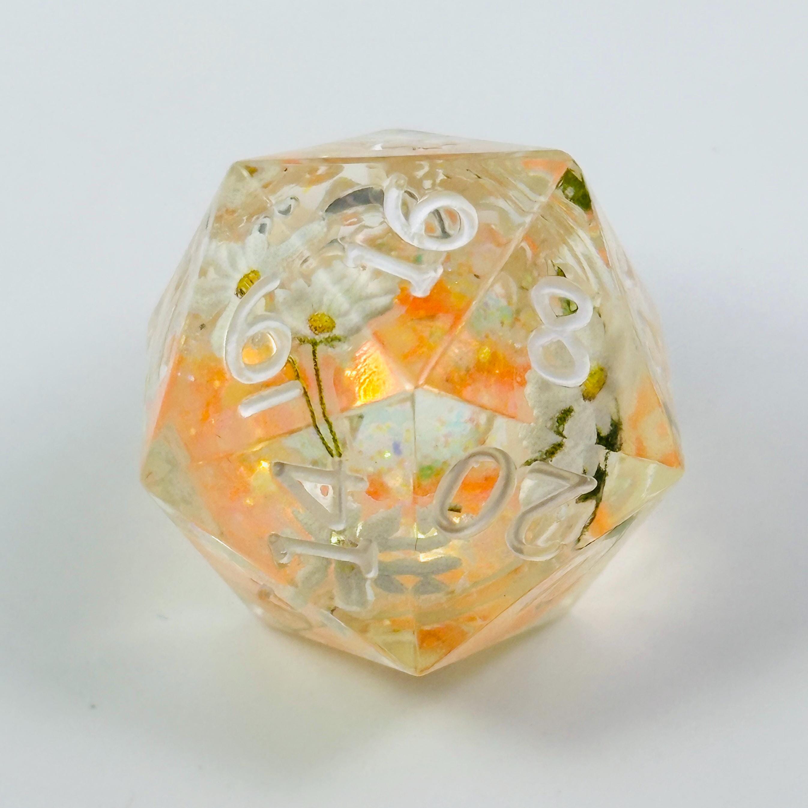 Daisy Yellow Liquid Core Dnd Dice Set, Sharp Edge D&D Dice Full Set ...
