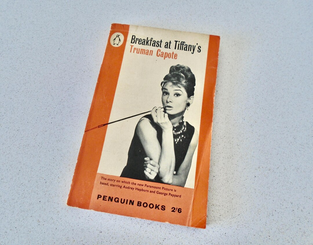 Breakfast at Tiffany's by Truman Capote Penguin Books Audrey Hepburn ...