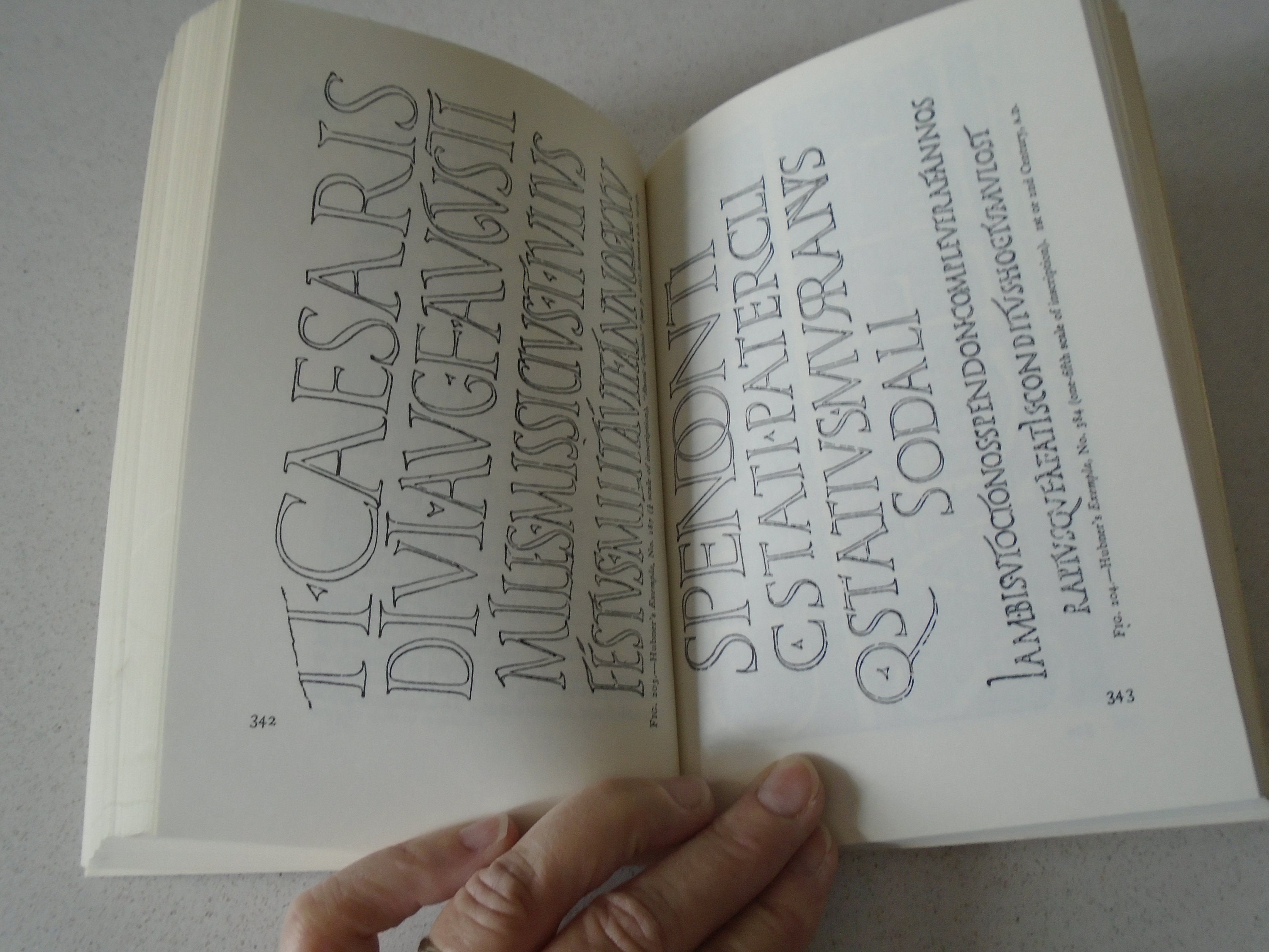 Writing and Illuminating and Lettering Edward Johnston 242 ...