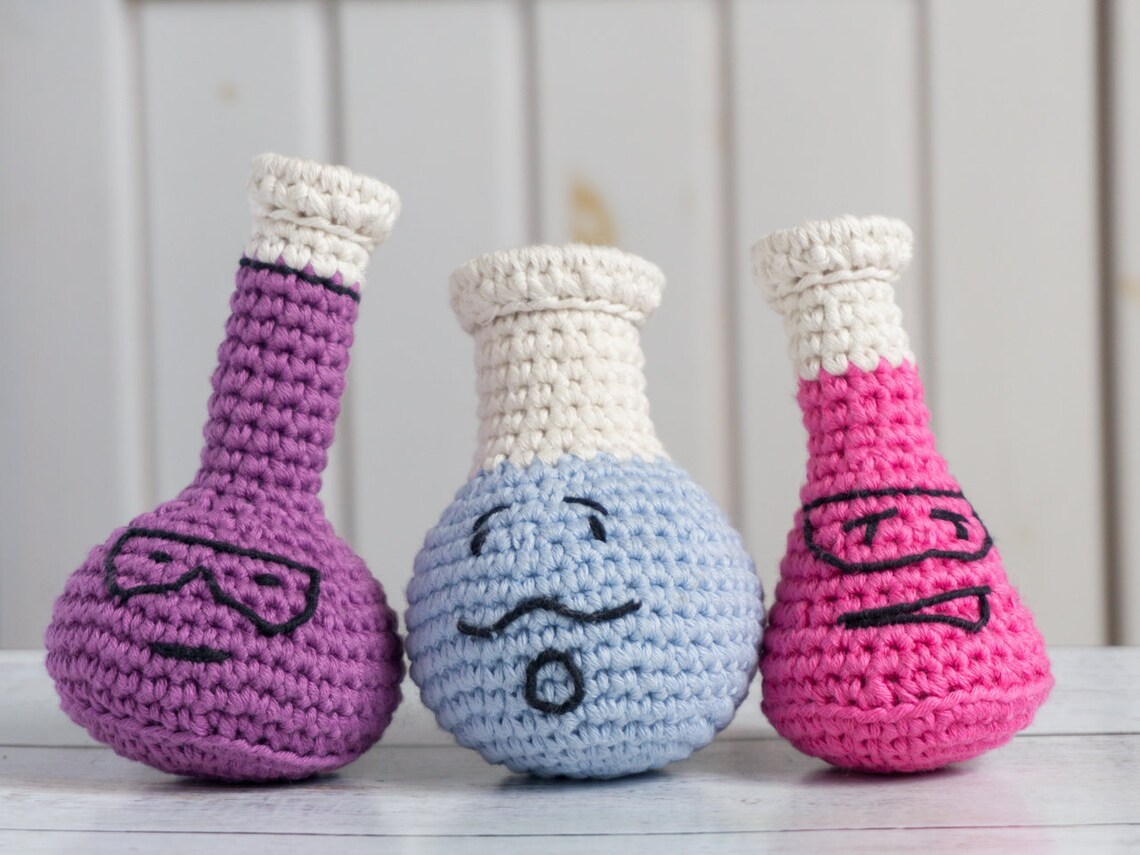Chemistry flask set crochet pattern US English three | Etsy