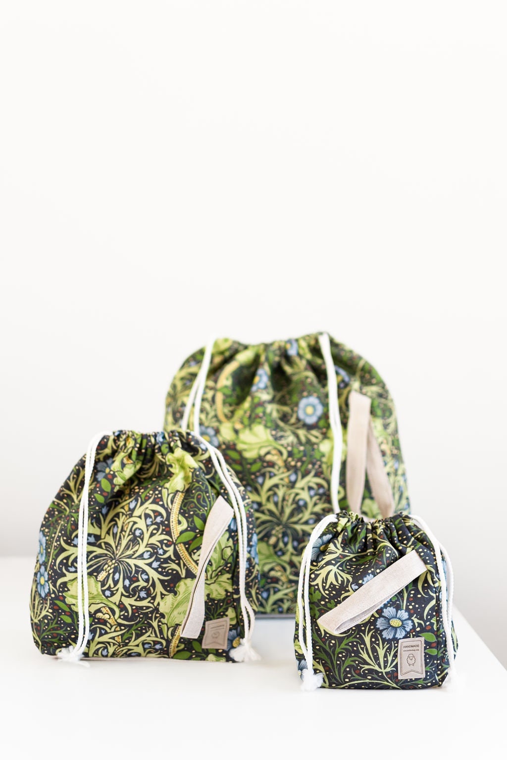 William Morris Seaweed Print Set of 3 Project Bags. Sizes XL - Etsy