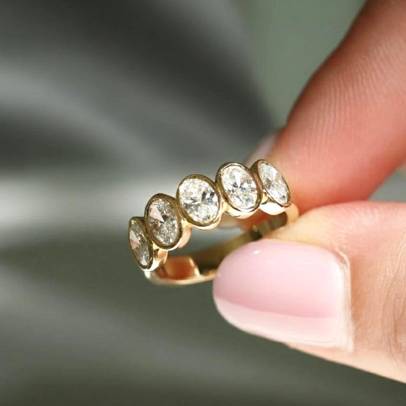 Half Bezel Thick Band - Etsy