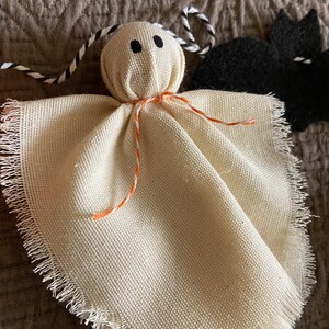 Ghost Garland Halloween, Halloween Decor, Farmhouse Decor, Halloween ...