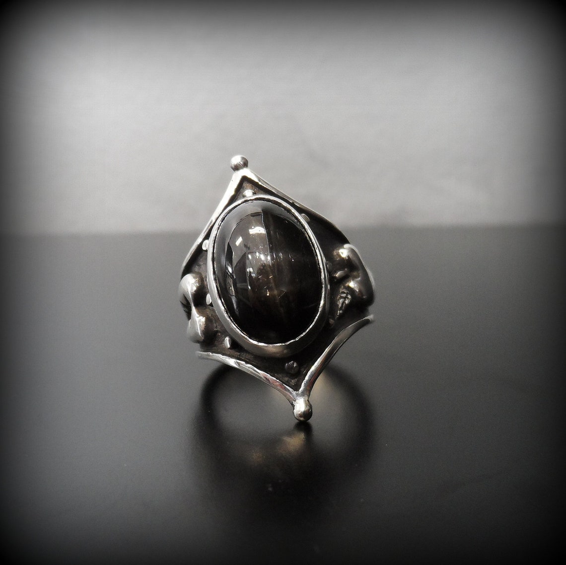 The Evil Queen Ring - Etsy