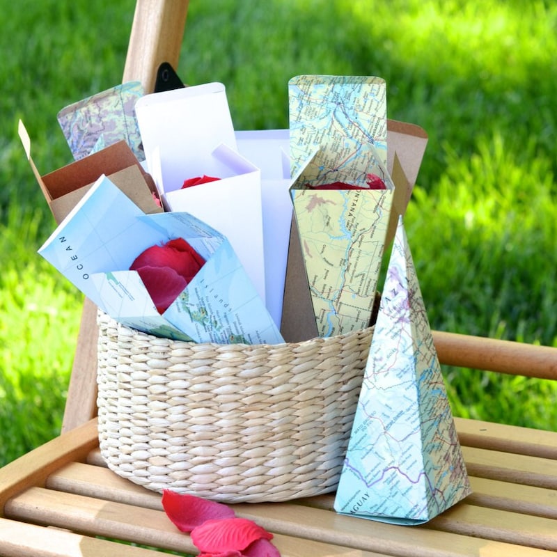 Rose Petal Cone Basket - Etsy