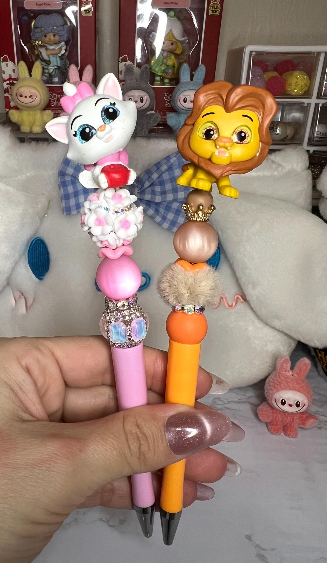 Beaded Doorable Pens of Marie the Cat and Simba! - Etsy