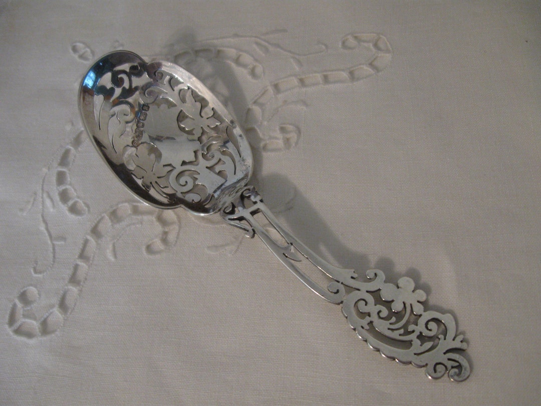 Ornate Pierced Sterling Bon Bon Spoon Elkington & Sons 1902 Sheffield ...