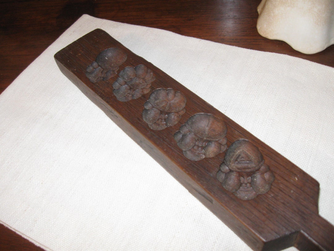 Antique Japanese Hand Carved Wood Kashigata Mold 13" Long 1 7/8" W Rice ...