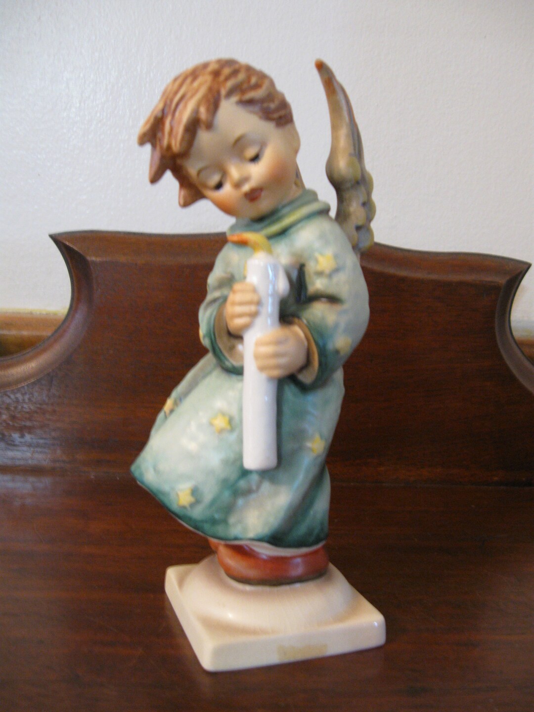 Hummel Heavenly Angel Figurine TMK 5 Very Good Cond. 6 3/4"h Christmas ...