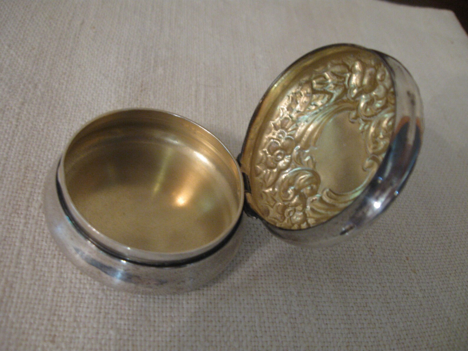 Victorian Sterling Ornate Monogrammed Pill Box Beautiful | Etsy