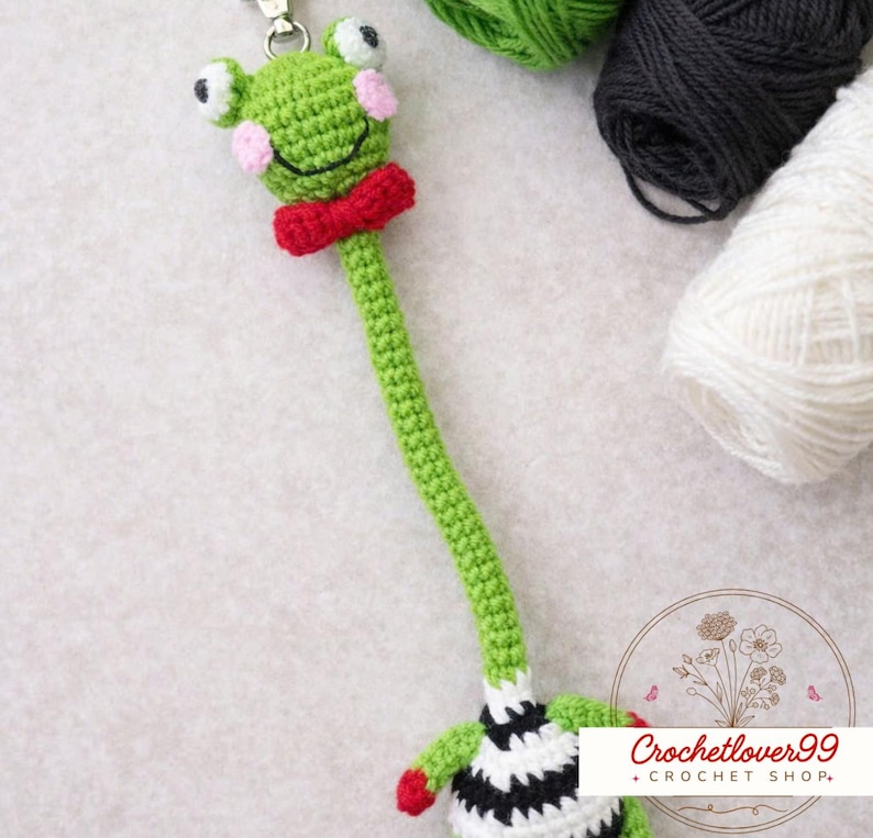 Funny Frog Crochet Pattern PDF, Long Neck Frog Amigurumi With Striped ...