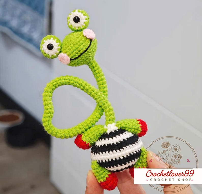 Funny Frog Crochet Pattern PDF, Long Neck Frog Amigurumi With Striped ...