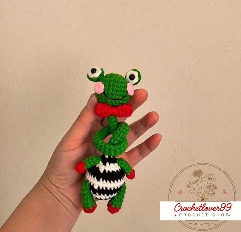 Funny Frog Crochet Pattern PDF, Long Neck Frog Amigurumi With Striped ...