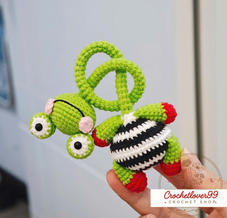 Funny Frog Crochet Pattern PDF, Long Neck Frog Amigurumi With Striped ...
