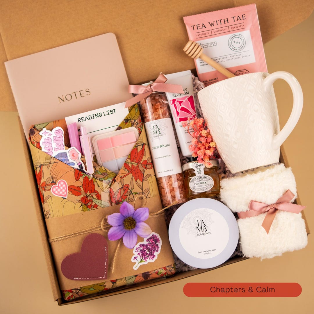 Blind Date With a Book Gift Cozy Book Gift Box With a Book Lover Club ...