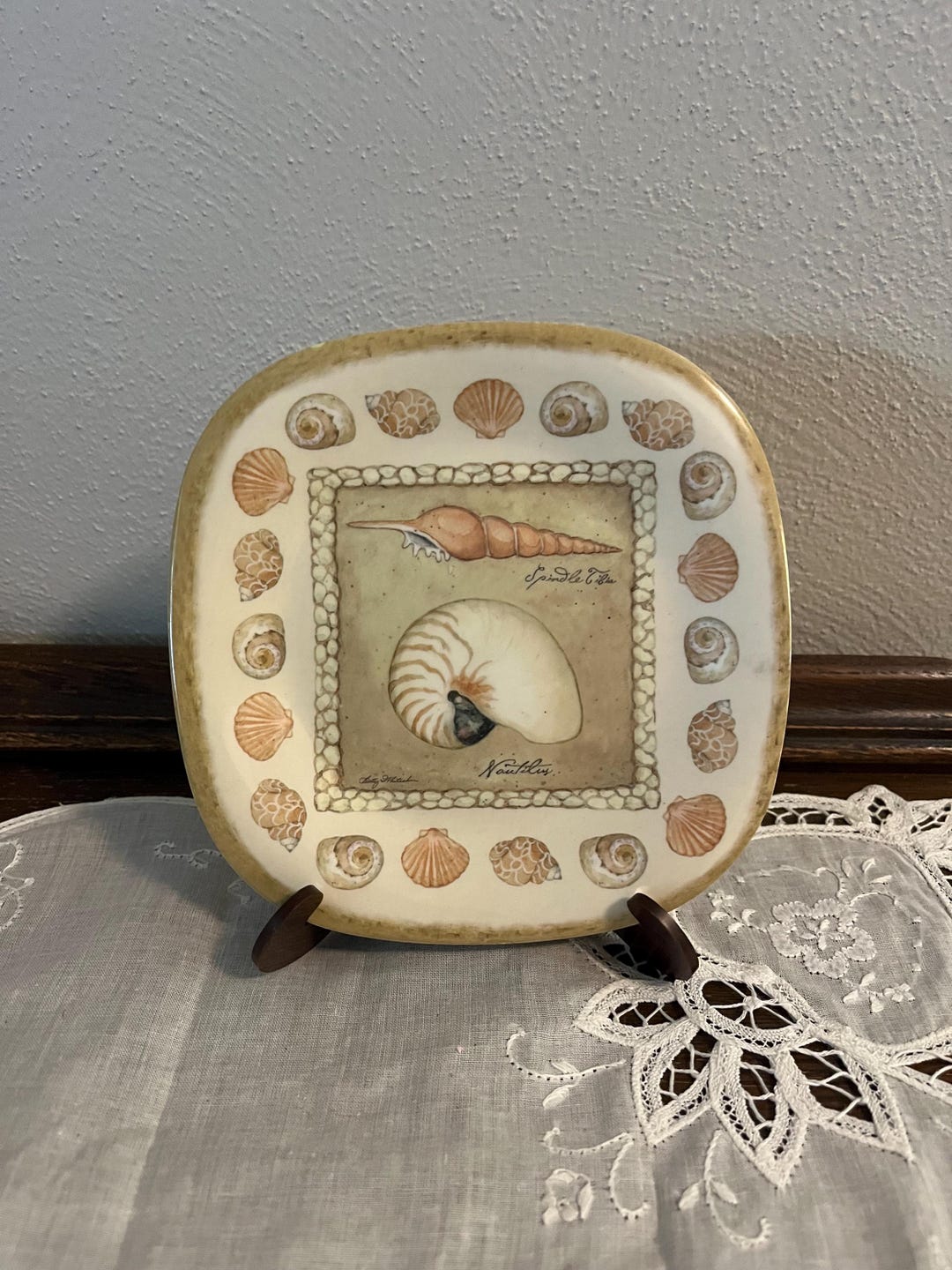 Small Vintage Melamine Seashell Plate - Etsy