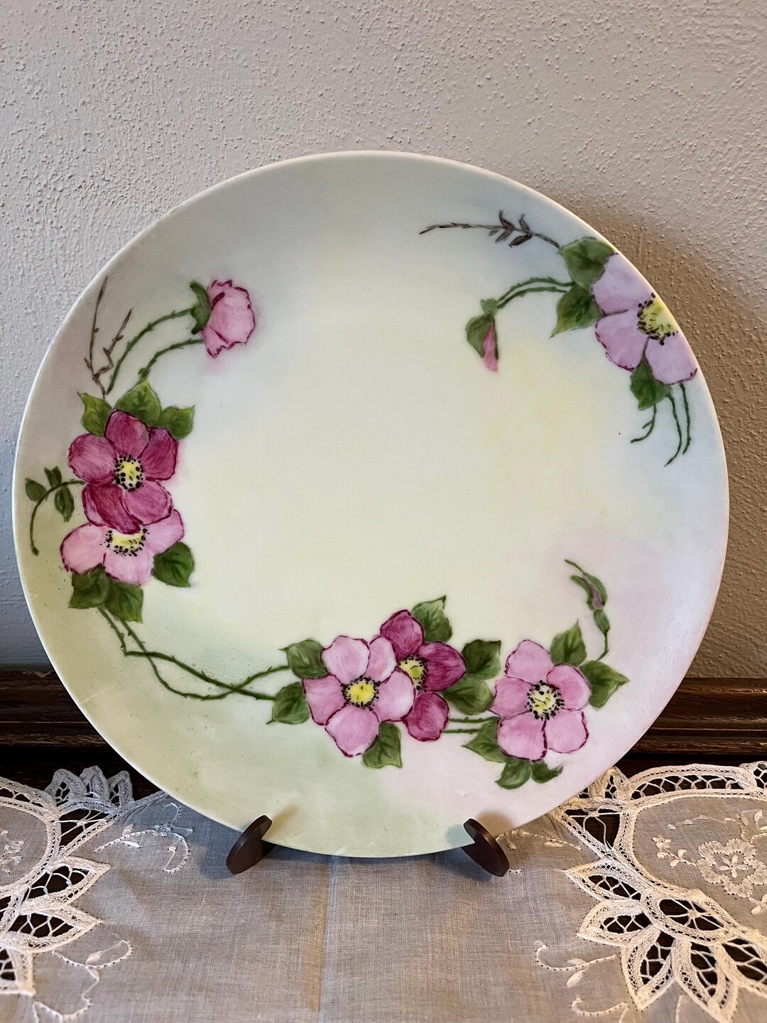Hand Painted 9.25 Inch Light and Dark Pink Flower Plate - Etsy