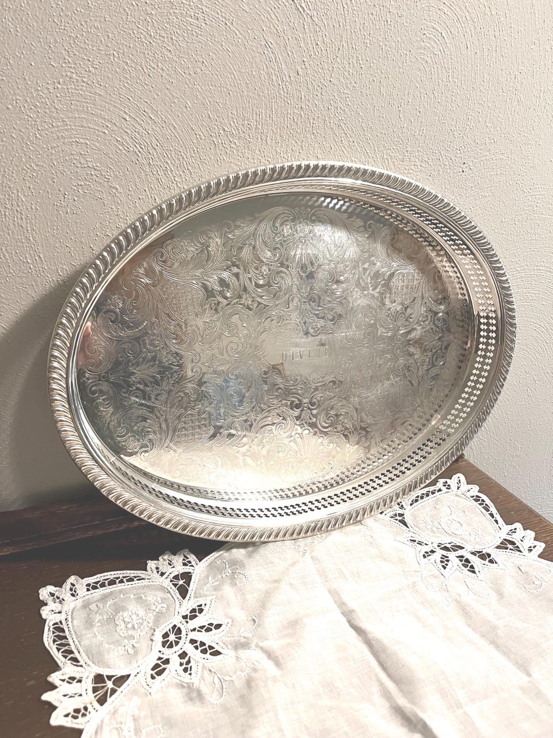 Vintage Newport Silverplate Platter - Engraved With "divine" - Etsy