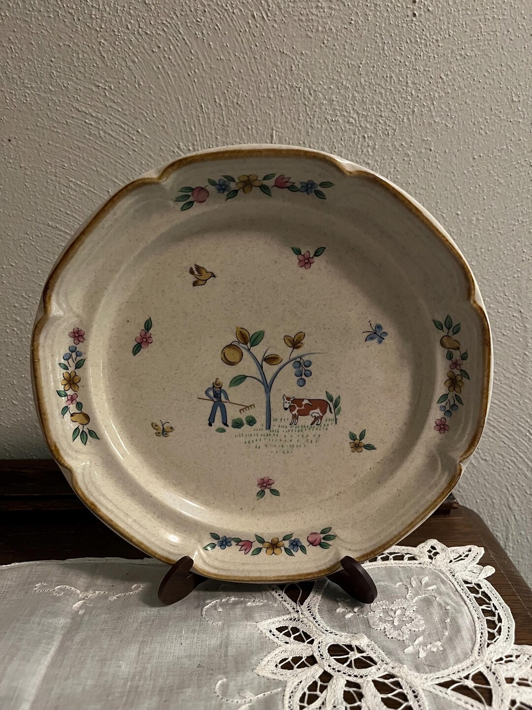 International Heartland Soneware Bread Salad Dessert Plate Farm Design ...