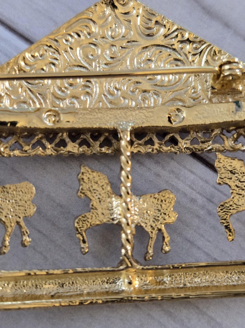 Carousel Pin 1928 Jewelry Co Merry Go Round Vintage Brooch - Etsy