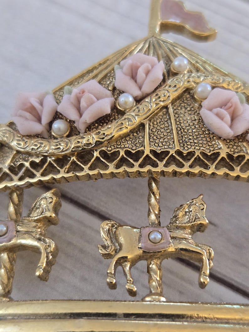 Carousel Pin 1928 Jewelry Co Merry Go Round Vintage Brooch - Etsy