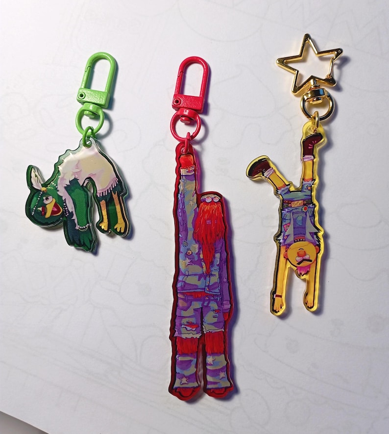 Dhmis Keychains // Don't Hug Me I'm Scared Acrylic Keychains - Etsy