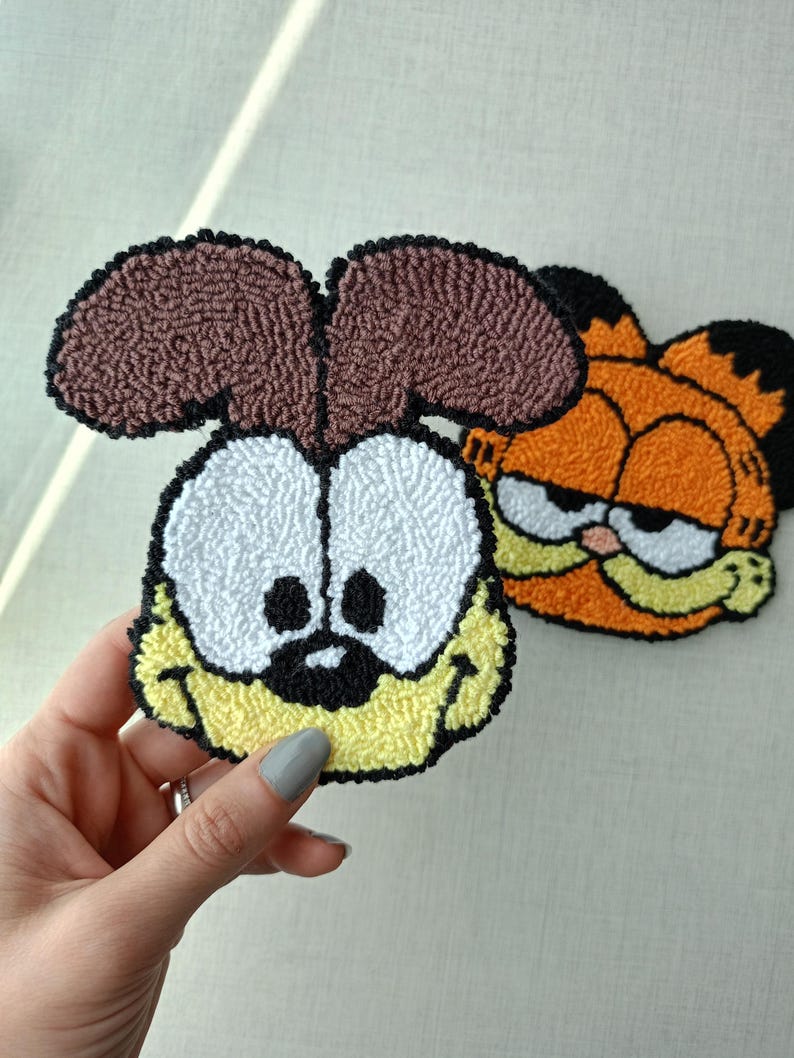 Garfield and Odie Punch Needle Coaster | Cartoon Characters Mug Rug ...