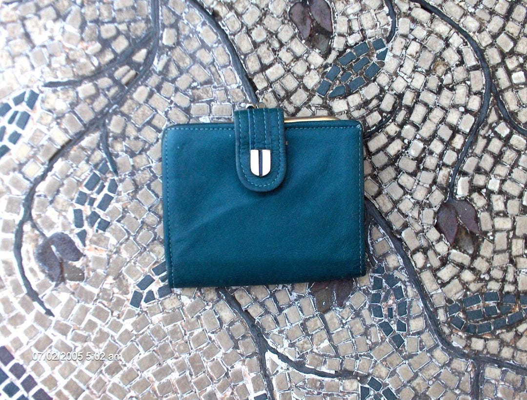 Vintage Amity Hunter Green Leather Wallet - Very Nice - Etsy