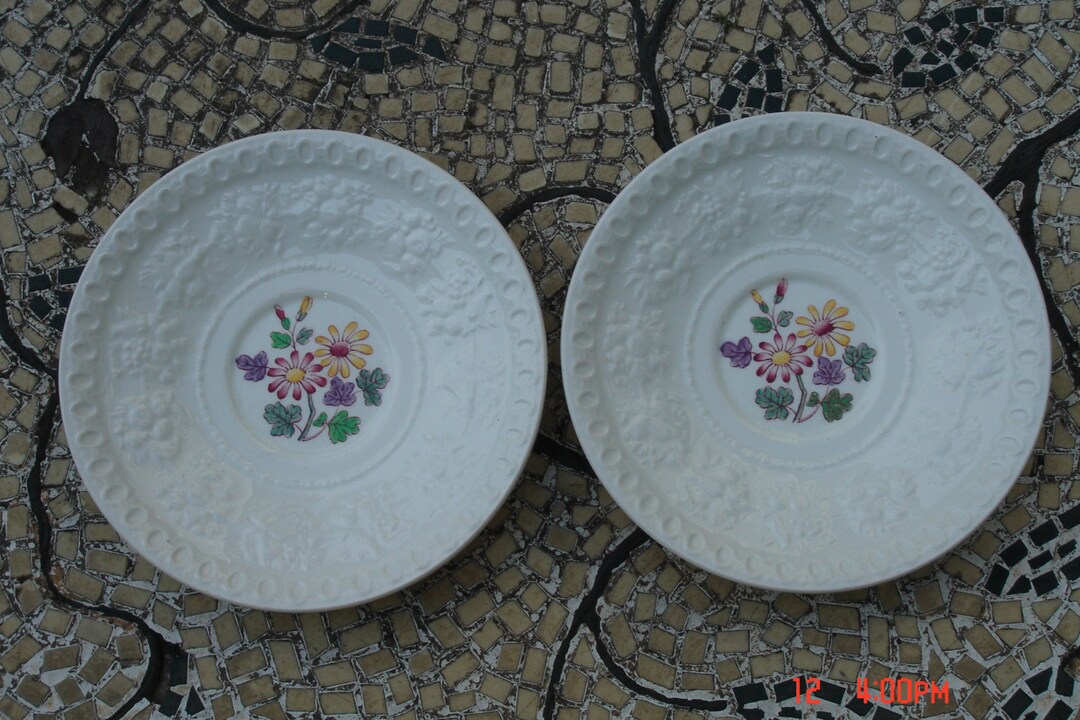 Vintage Wedgwood Orient Pattern Wellesley Saucers Beautiful - Etsy