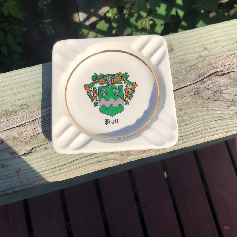 Vintage Platt Family Crest Coat of Arms Ceramic/ironstone Ashtray ...