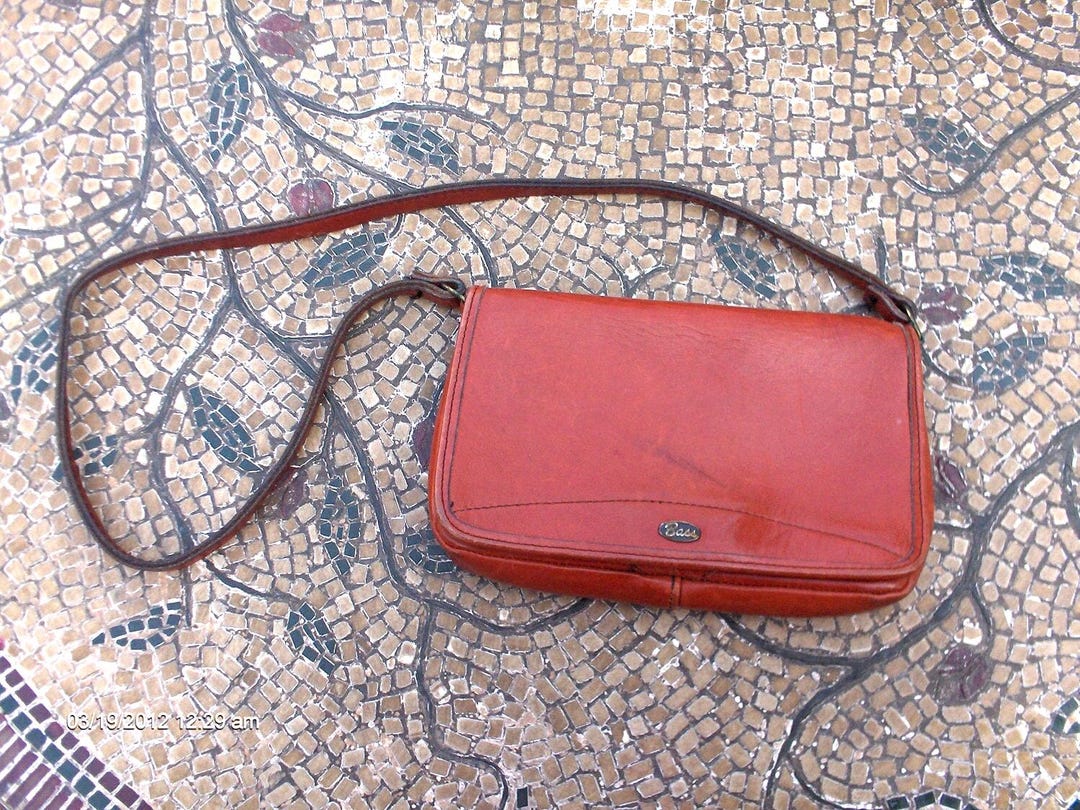 Vintage Bass Ladies Leather Handbag / Purse / Satchel / Shoulder Bag ...