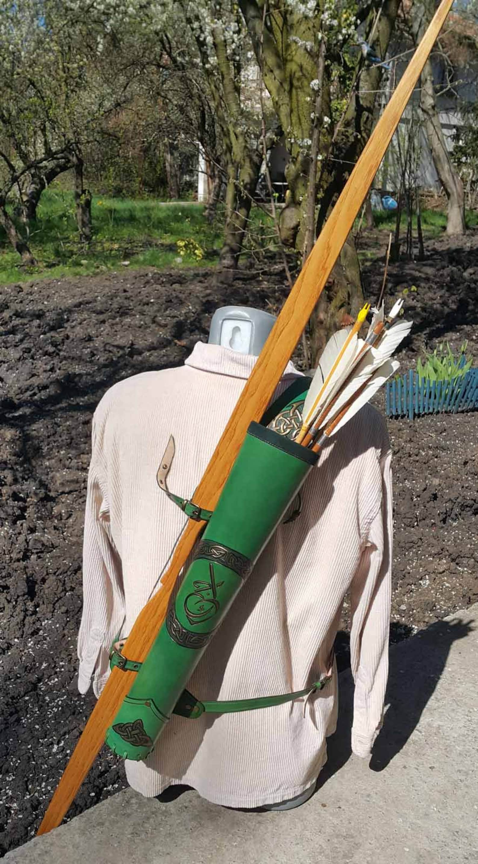 Leather Back Quiver With Adjustable Three Straps Harness and A - Etsy