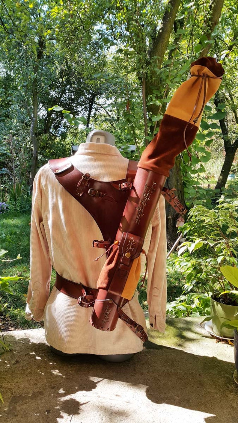 Multifunctional Tooled Leather Quiver With Arrows - Etsy