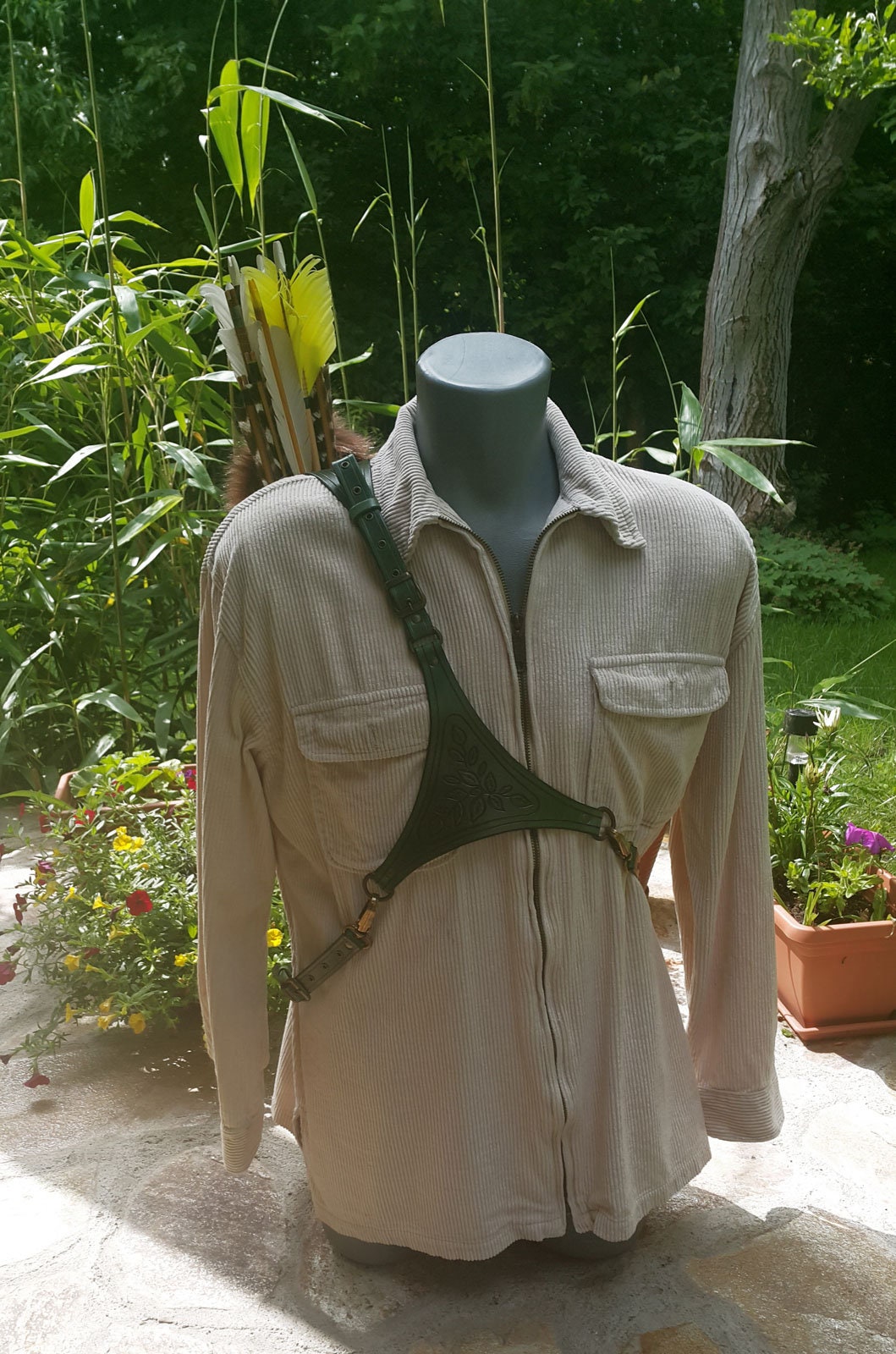 Leather Back Quiver With an Adjustable 3-point Chest Pad | Etsy