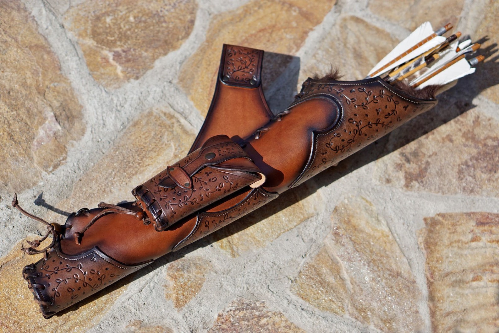 Medieval Leather Hip Quiver With Detachable Pouch - Etsy