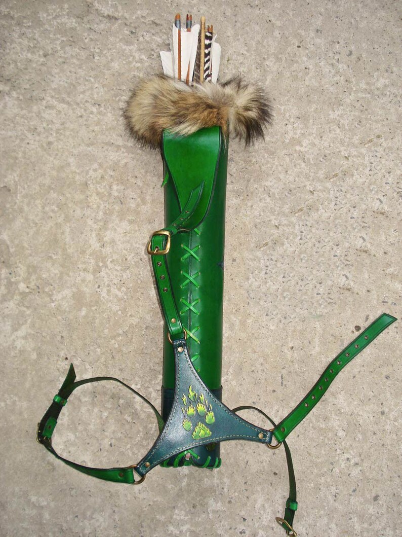 Leather Back Quiver for Broad-head Arrows With A 3-point Chest - Etsy