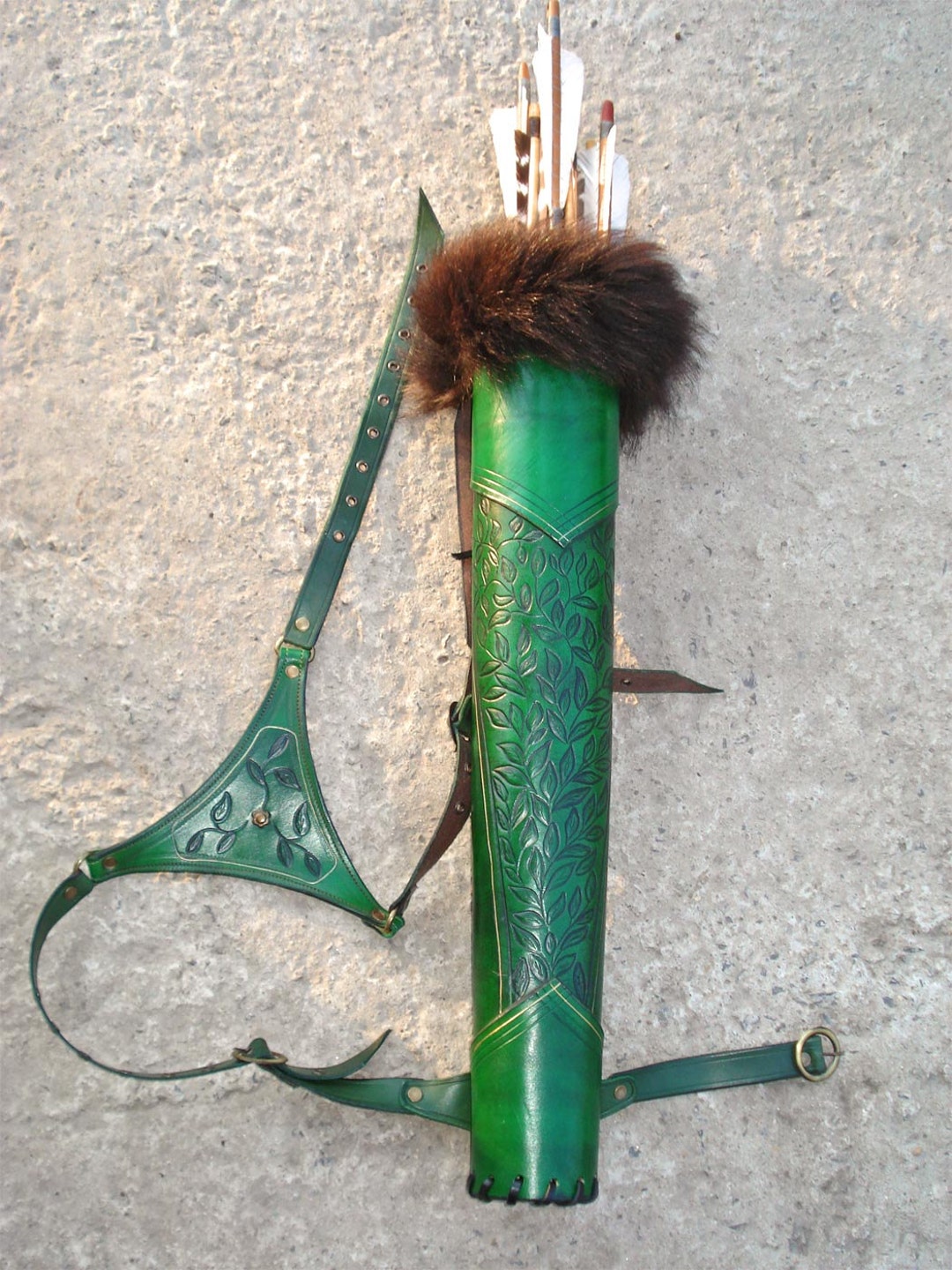 Leather Back Quiver With A 3-point Chest Pad and Adjustable Straps ...