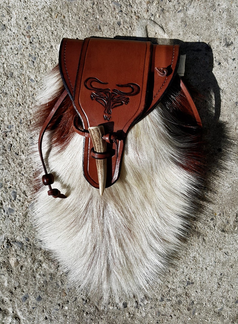 Multifunctional Tooled Leather Quiver "gnu", Holding A Bow, A Rope ...