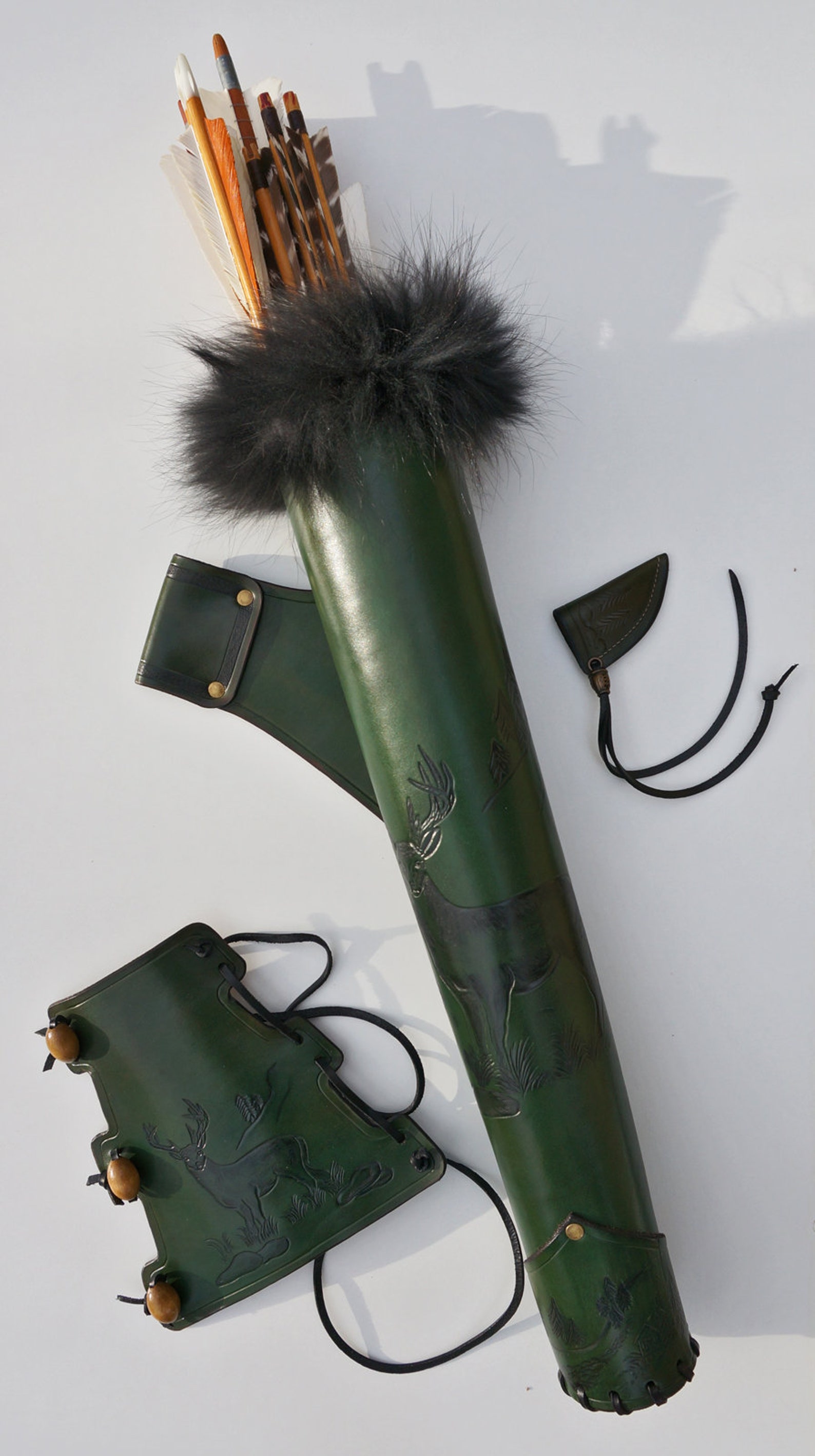 Archery Leather Set of a Hand Tooled Quiver and an Arm Guard - Etsy